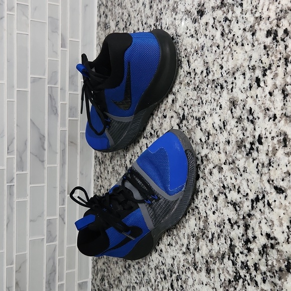 Nike | Shoes | Blue Black Nike Zoom Assersion Basketball Shoes Sz 6y ...